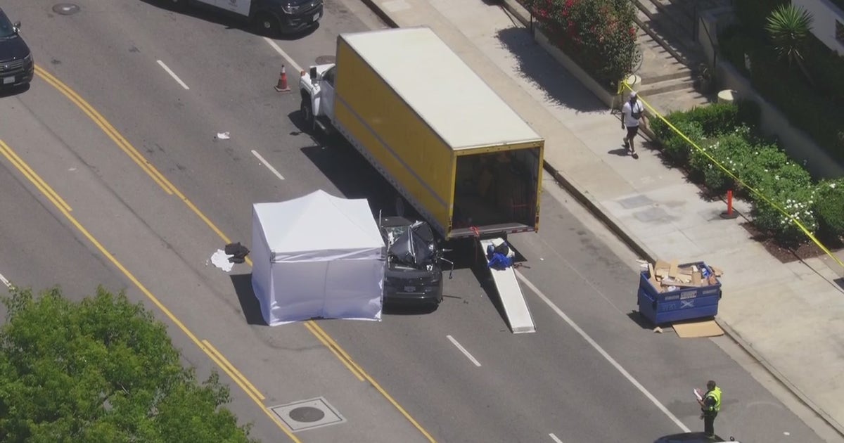 12-year-old boy killed in crash with box truck in Sherman Oaks ...