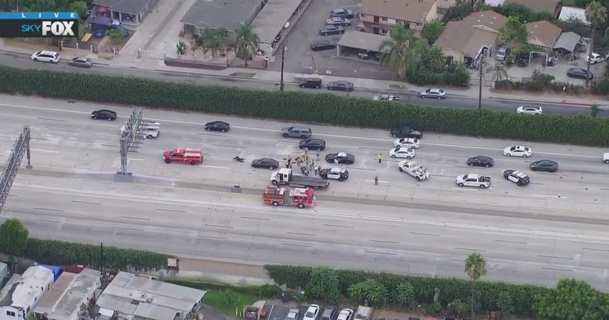 Motorcycle crash shuts down westbound 10 Freeway lanes in El Monte ...