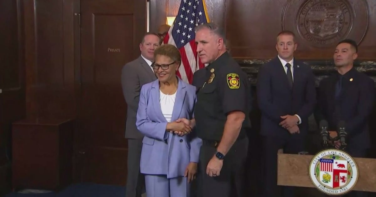 Mayor Bass names Jaime Moore as new LA fire chief | FOX 11 Los Angeles