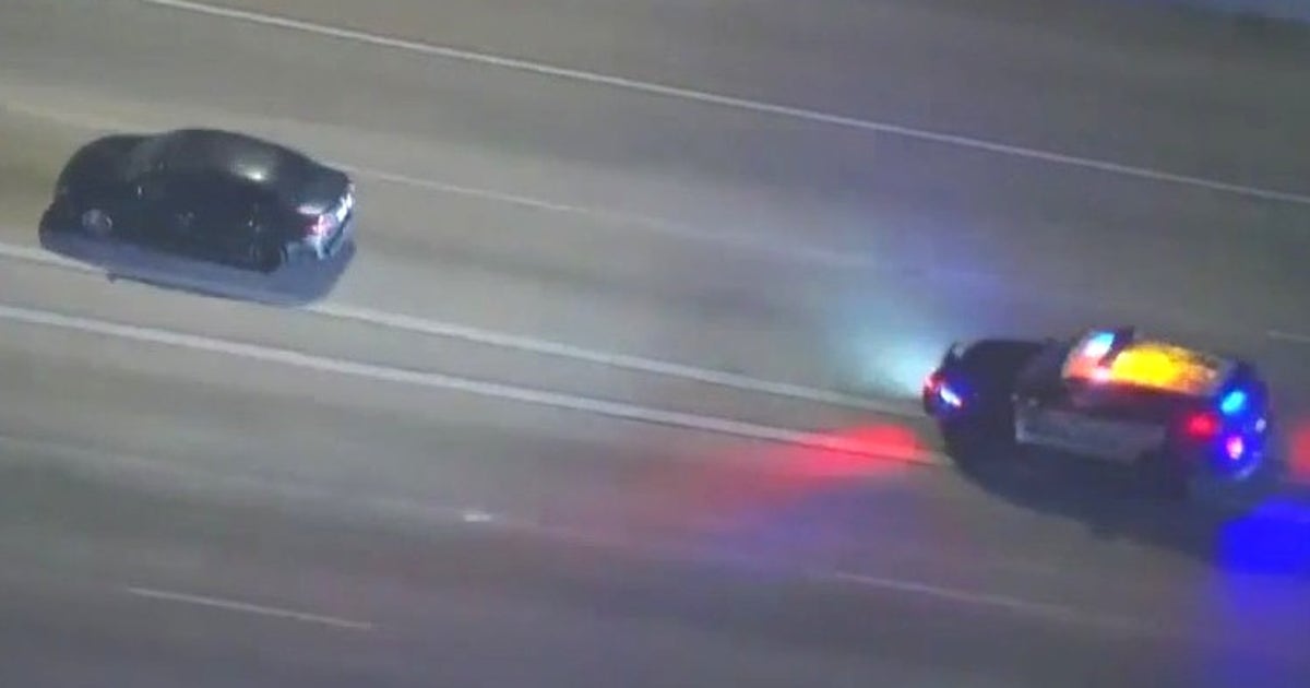 Suspects lead half-hour police chase across Los Angeles County | FOX 11 ...