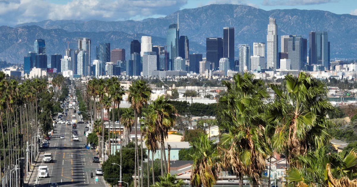 Southern California forecast: Sunshine and summer-like temps expected ...