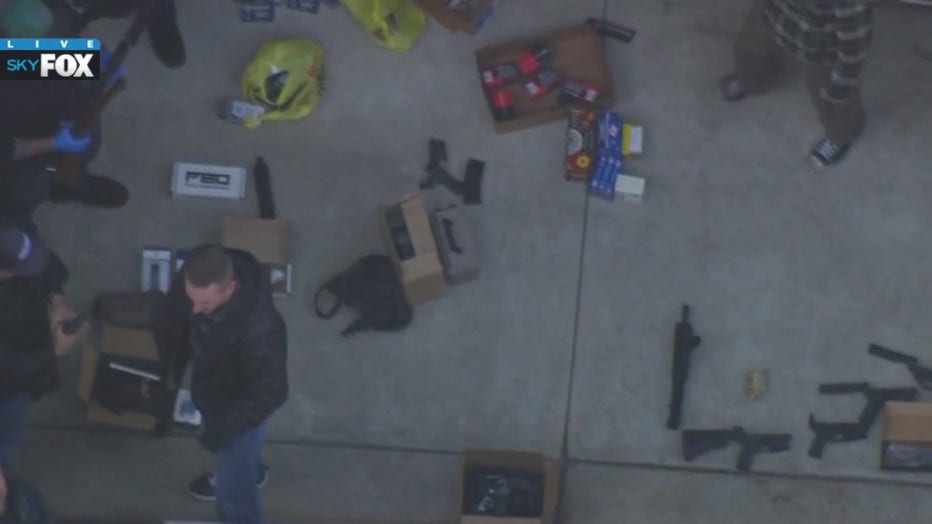 LAPD serving warrant at Lincoln Heights home | FOX 11 Los Angeles