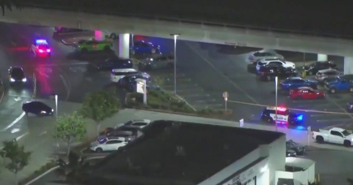 2 arrested in shooting death of robbery suspect outside Westfield ...