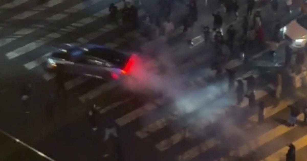 VIDEO: Street takeover group storms into DTLA luxury high-rise; 1 ...