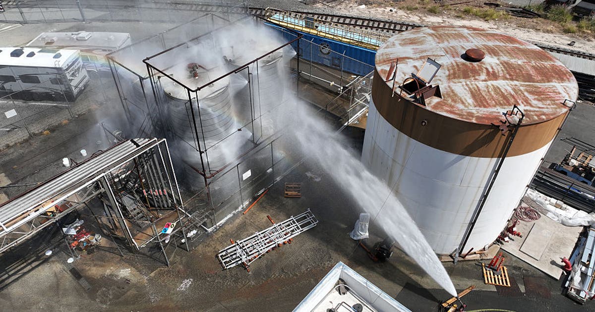 All evacuation orders lifted after Garden Grove chemical plant ...