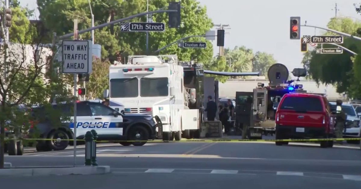 Bakersfield hostage suspect killed by FBI; all hostages rescued safe ...