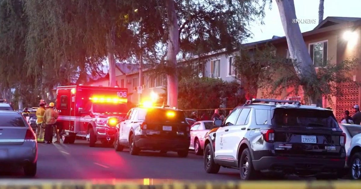 Father, twin boys dead in suspected Canoga Park murder-suicide | FOX 11 ...