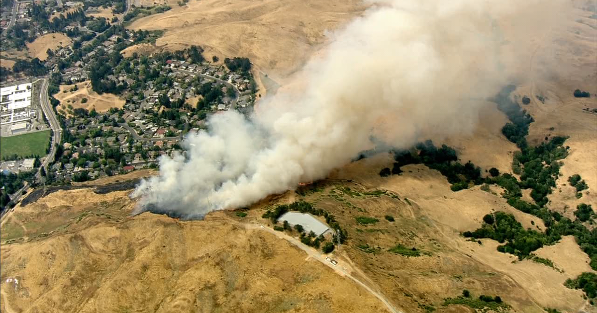 Fire burning along Moraga Road fully contained | KTVU FOX 2