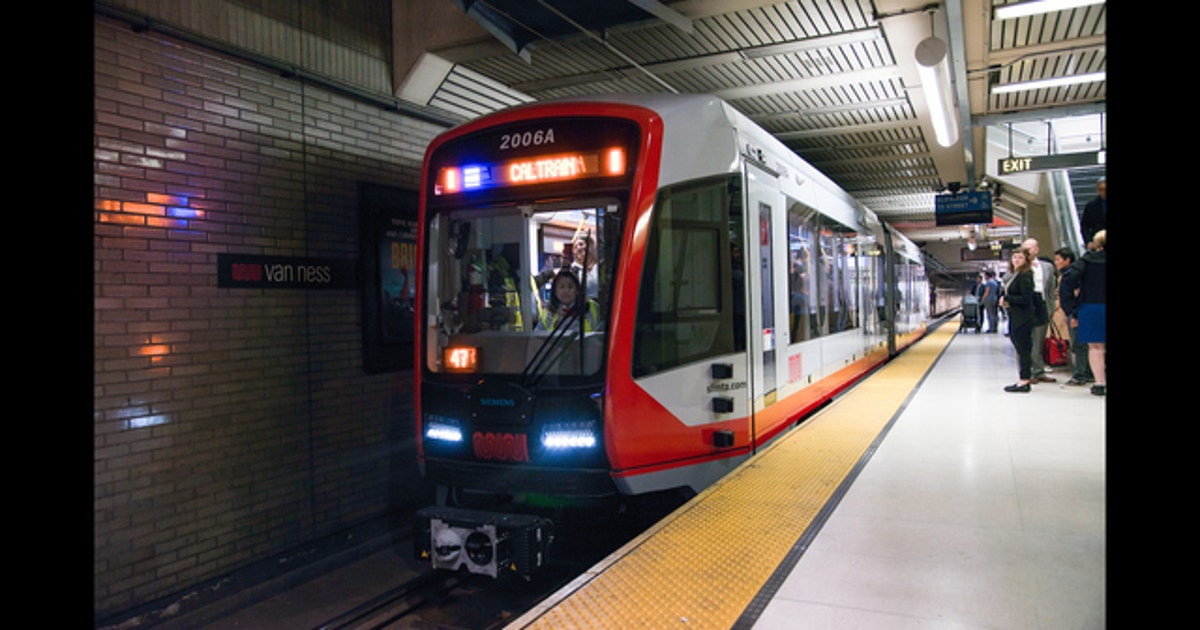 Muni upgrade: 1st of 218 new trains rolls onto tracks | KTVU FOX 2