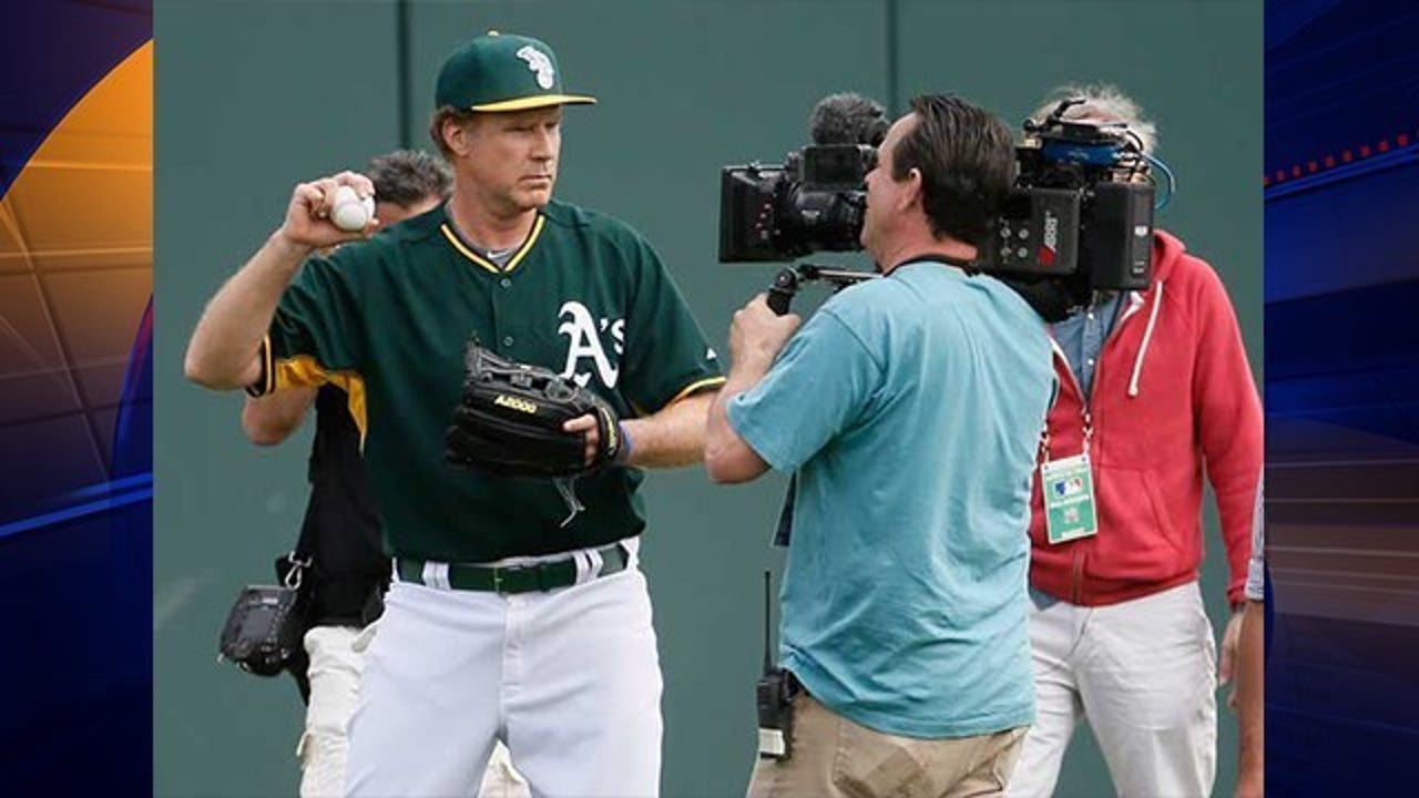 Will Ferrell plays for Giants, A's Spring Training games | KTVU FOX 2