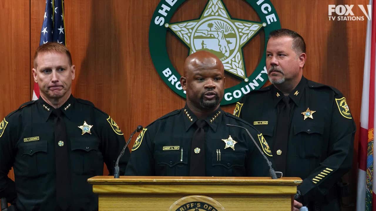 2 More Deputies Fired In Parkland Florida School Shooting