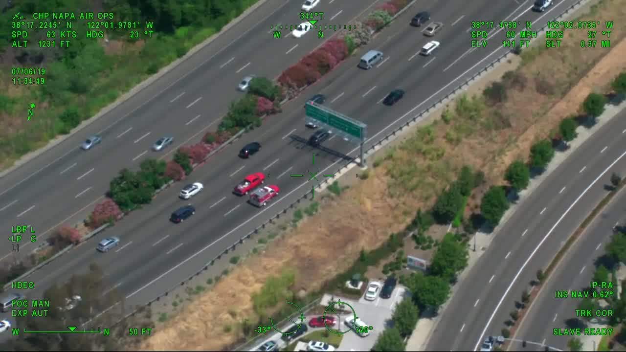 Stolen Oakland fire truck recovered in Vacaville, one arrested Stolen Oakland fire truck recovered in Vacaville, one arrested