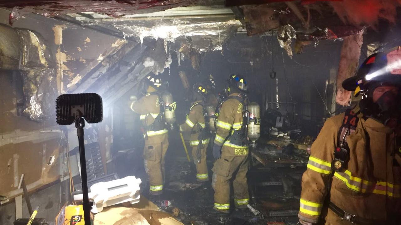 Two displaced by early morning Martinez fire | KTVU FOX 2