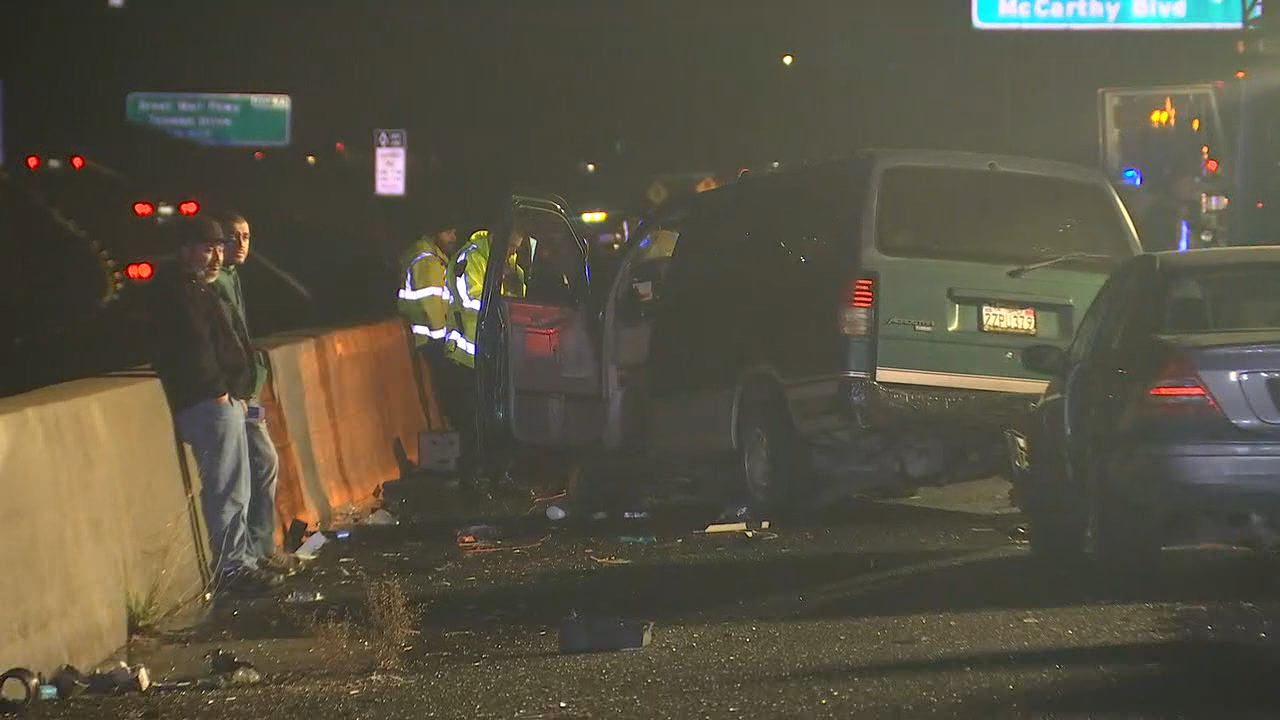 Wrong Way Minivan Driver In Milpitas Dies After Causing Multi Car Crash