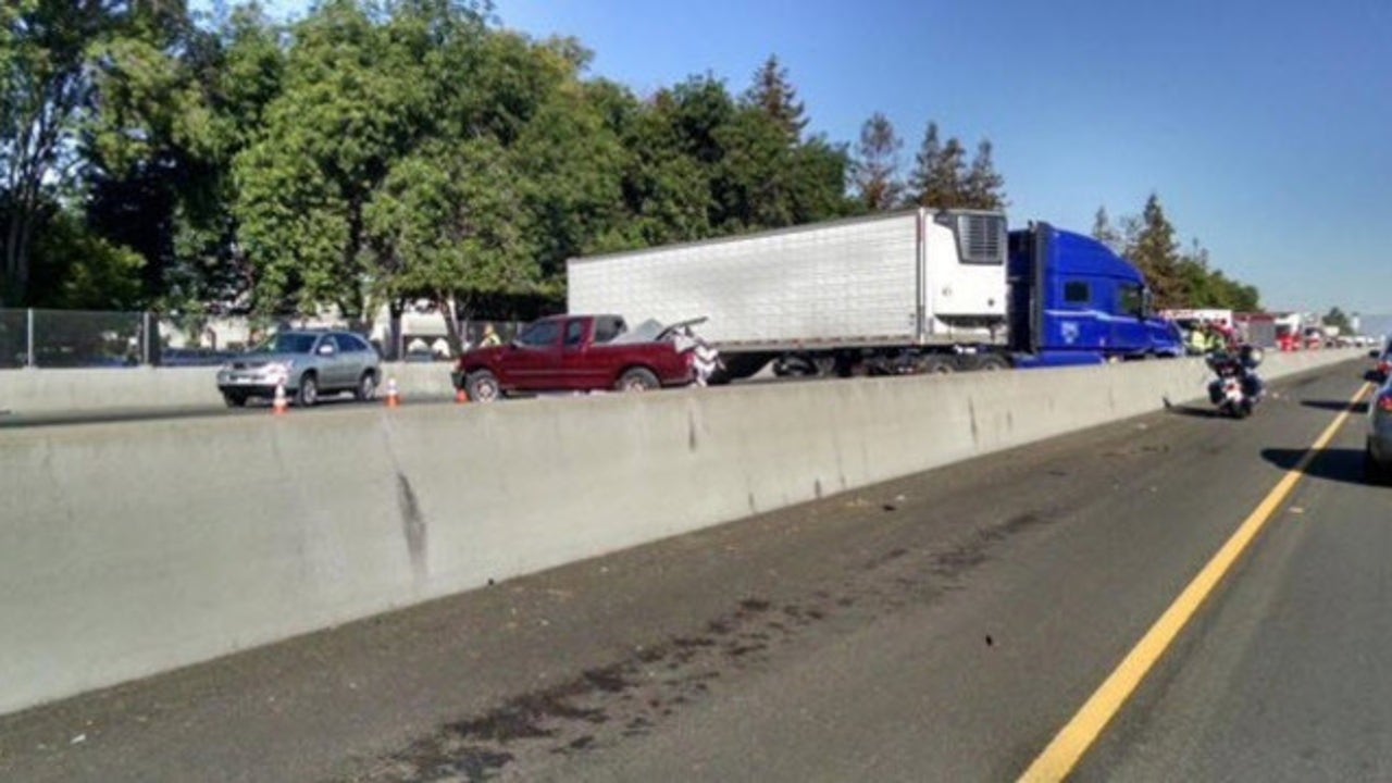 Major delays after two South Bay accidents on I-880