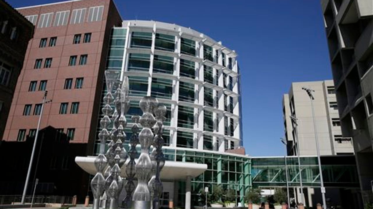 SF General Names Trauma Center After Zuckerbergs CEO To Take 2 Months Paternity Leave sf-general-names-trauma-center-after-zuckerbergs-ceo-to-take-2-months-paternity-leave