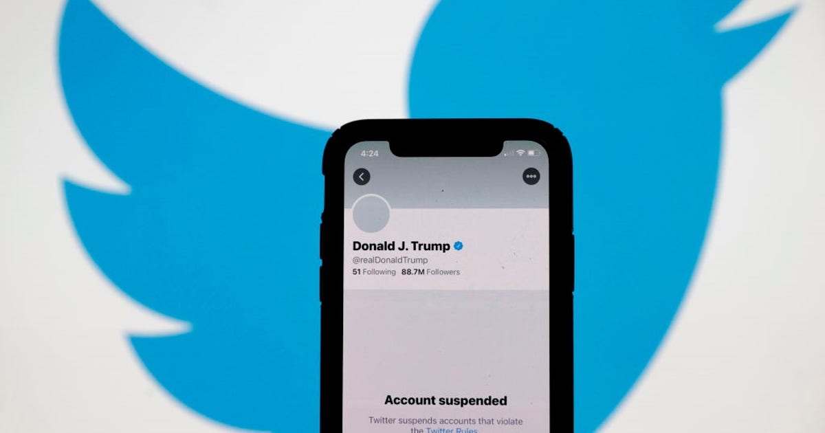 Twitter bans Trump, citing risk of violent incitement | KTVU FOX 2