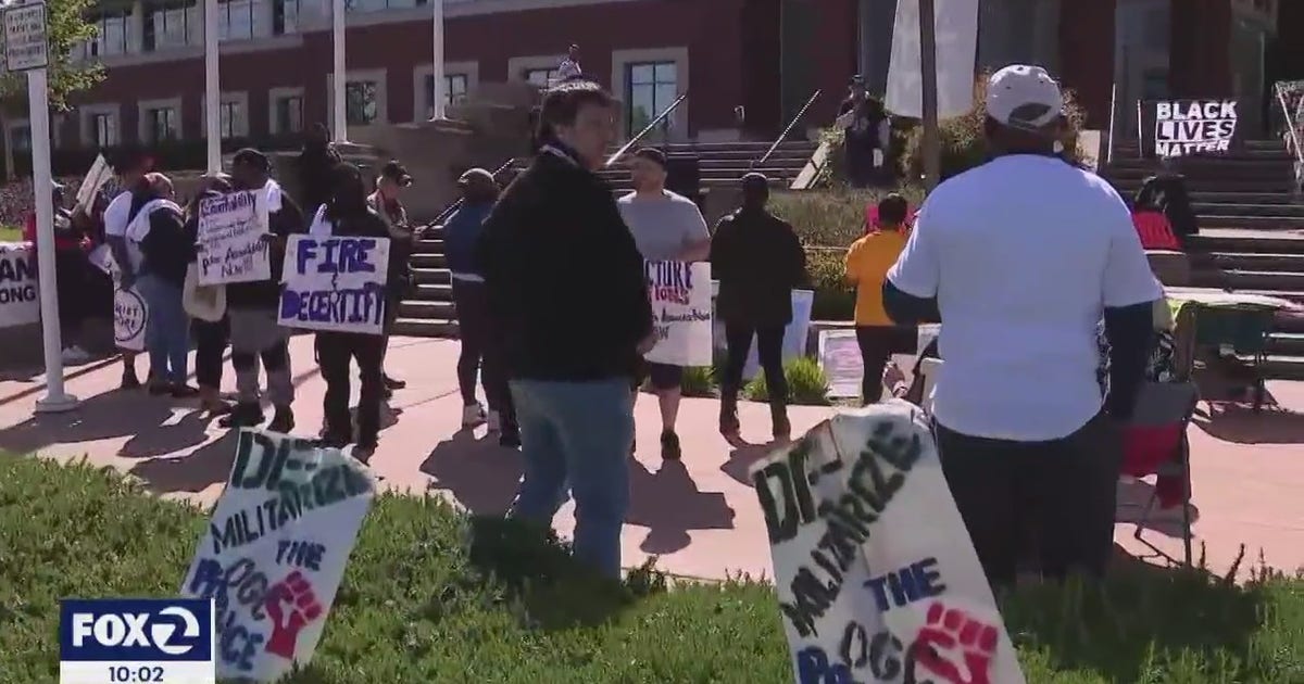 Antioch residents demand overhaul of police department after racist ...