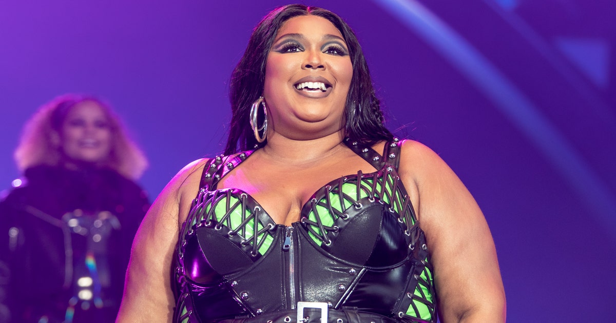 Lizzo rents out Sacramento movie theater for team to watch Disney's ...