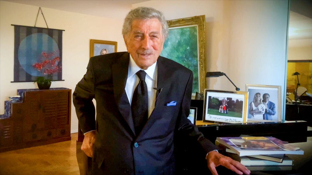 Where did Tony Bennett first sing 'I left my heart in San Francisco ...