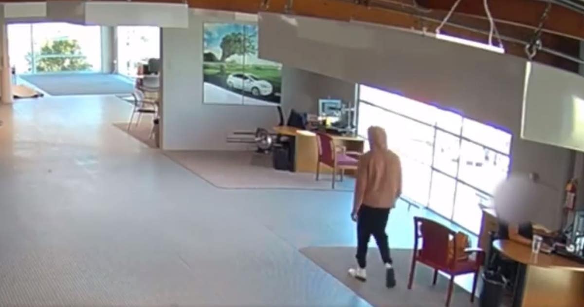 Body cam video released from deadly shooting in Berkeley auto ...