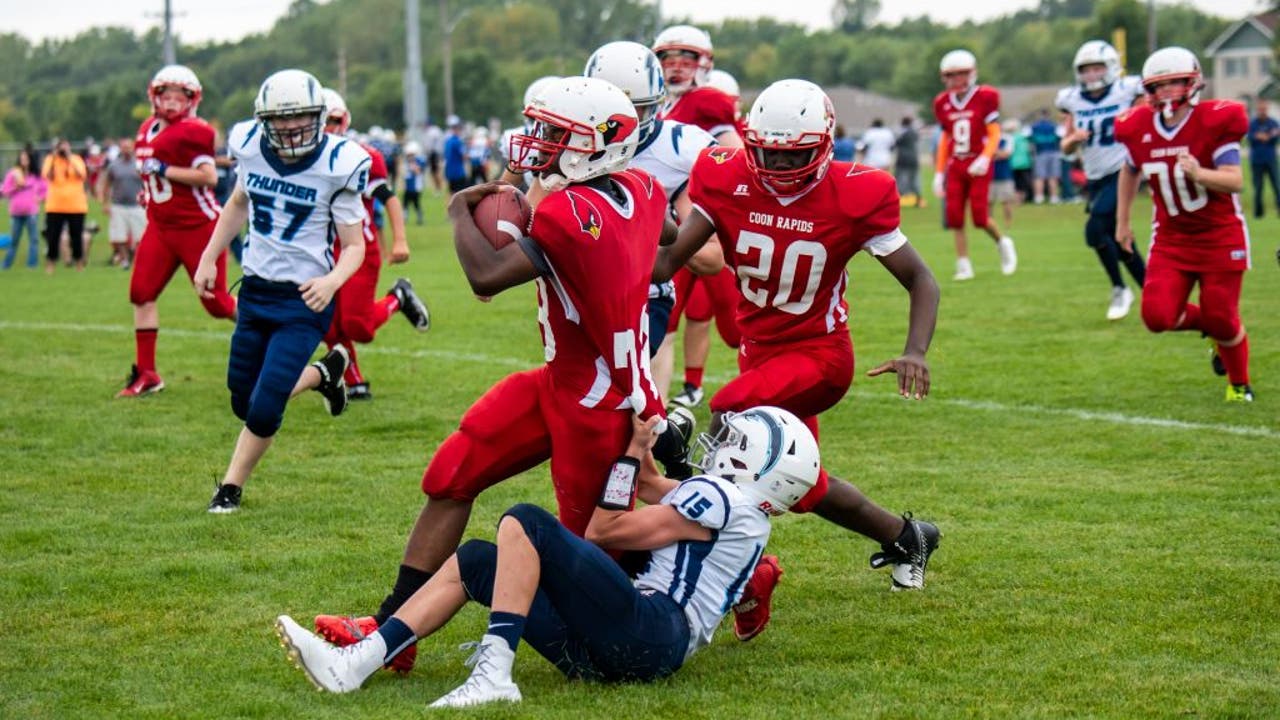 Newsom sides with parents’ rights groups to defend tackle football ... Newsom sides with parents’ rights groups to defend tackle football ...