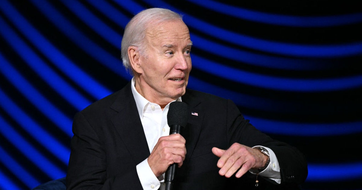 US Secret Service agent robbed at gunpoint during President Biden's ...