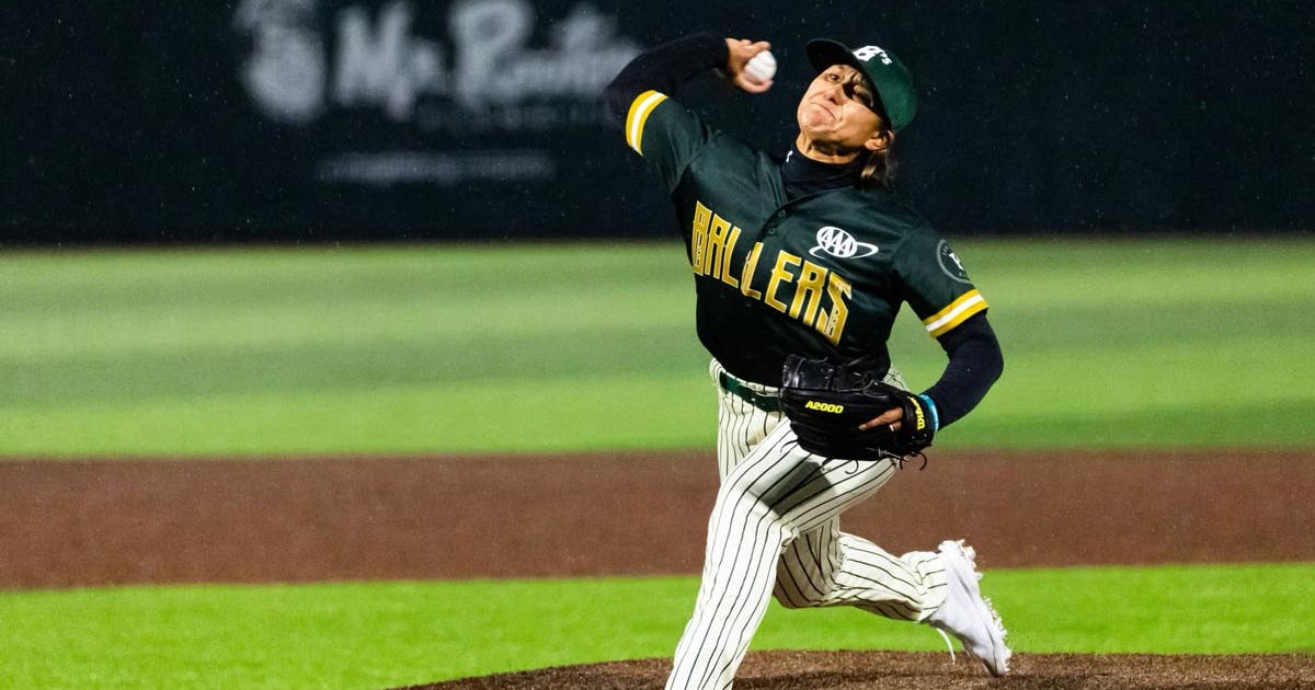 Oakland Ballers pitcher makes history as first female opener | KTVU FOX 2