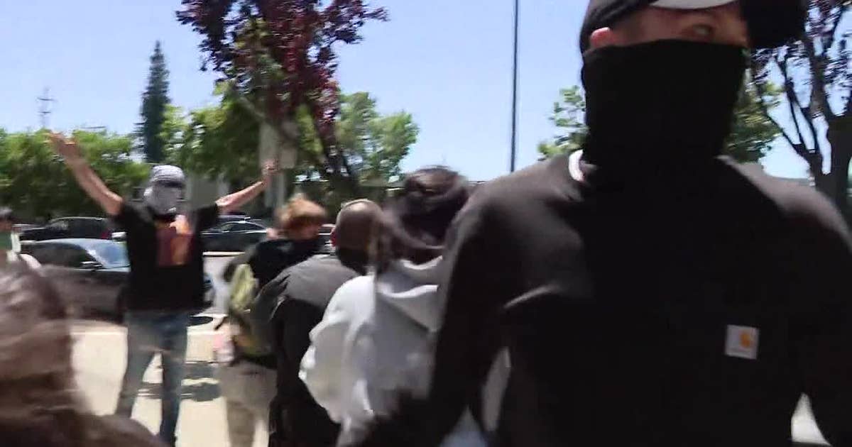 California lawmakers want to ban police from covering faces | KTVU FOX 2