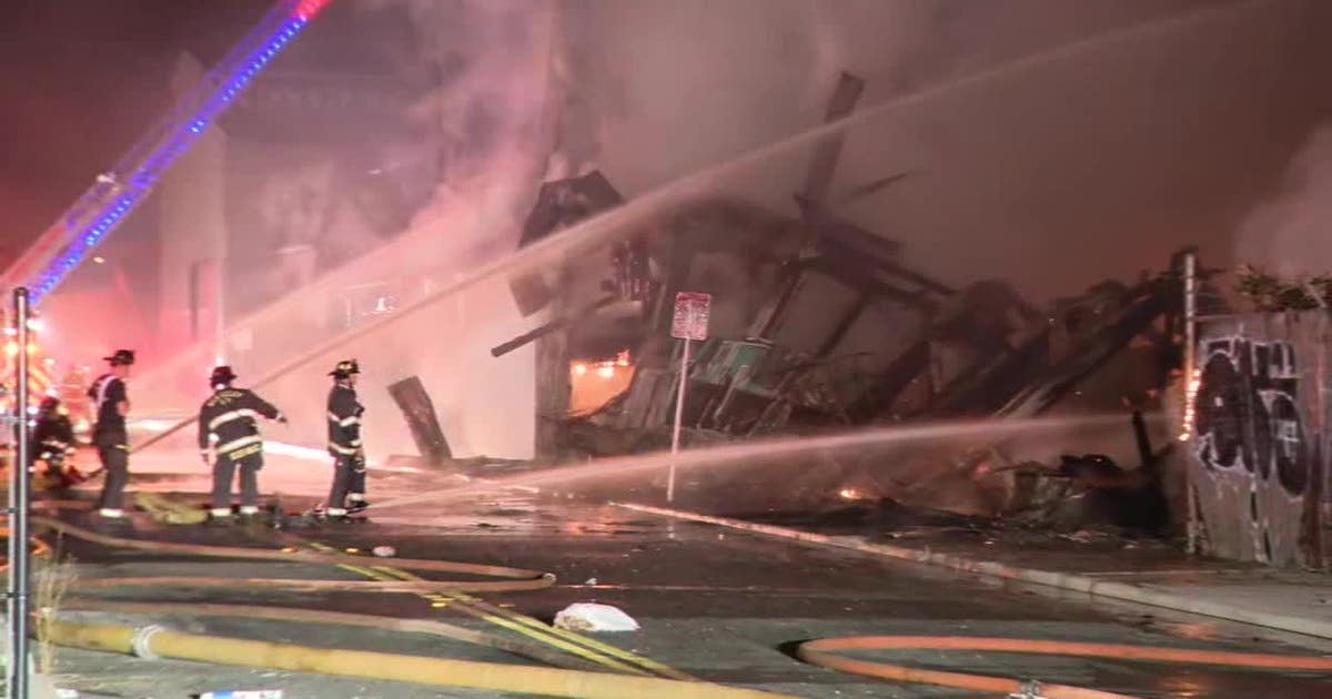 Large fire breaks out in Berkeley warehouse | KTVU FOX 2