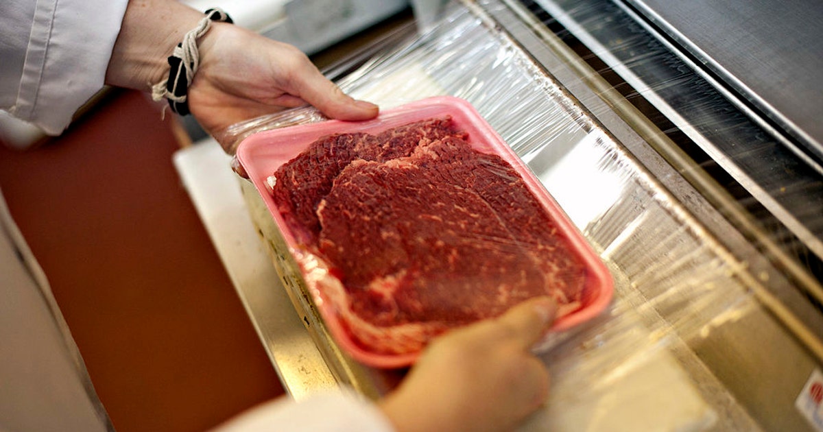 Drug-resistant 'superbugs' found in 40% of supermarket meat products ...