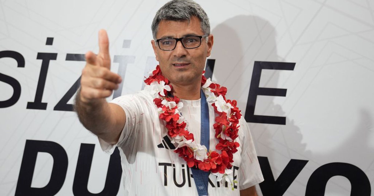 Who is Yusuf Dikec? Here's what to know about the viral Turkish ...