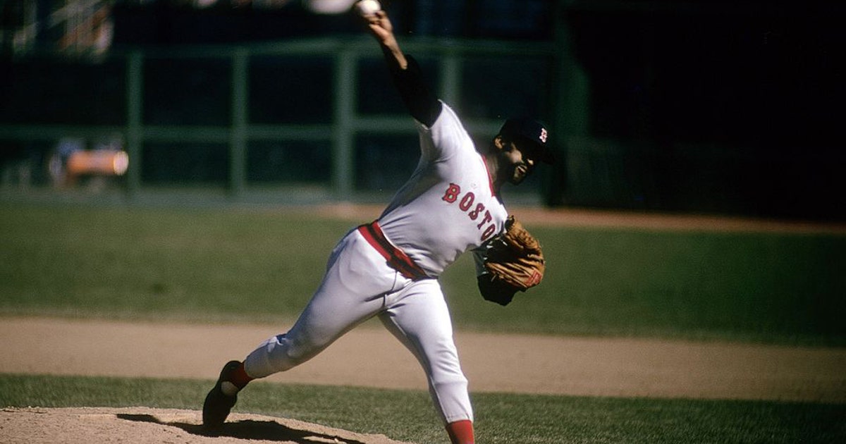 Luis Tiant, Boston Red Sox legendary pitcher, dies at 83 | FOX 35 Orlando