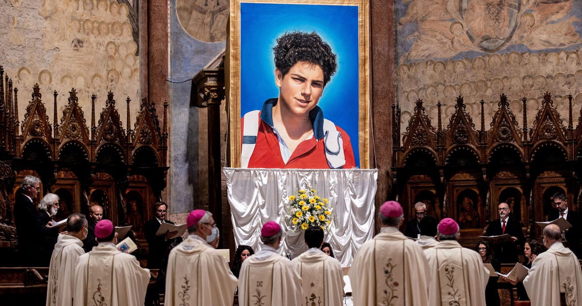 Italian teen Carlo Acutis to become first millennial saint | LiveNOW ...