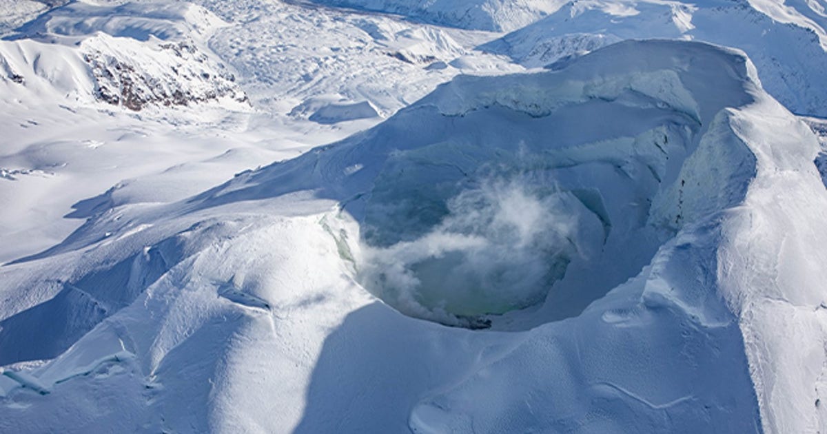 Anchorage on alert as fears of Mount Spurr, Alaska volcano eruption ...