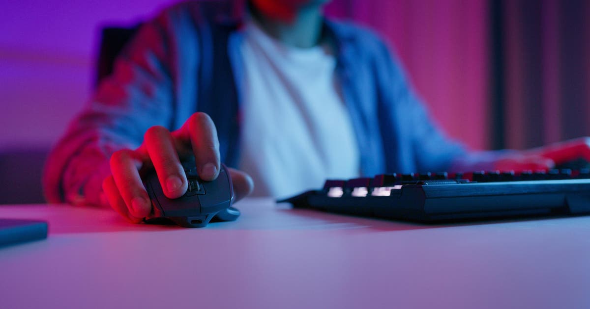 Americans spend $164 billion a year on cable, internet services, study ...