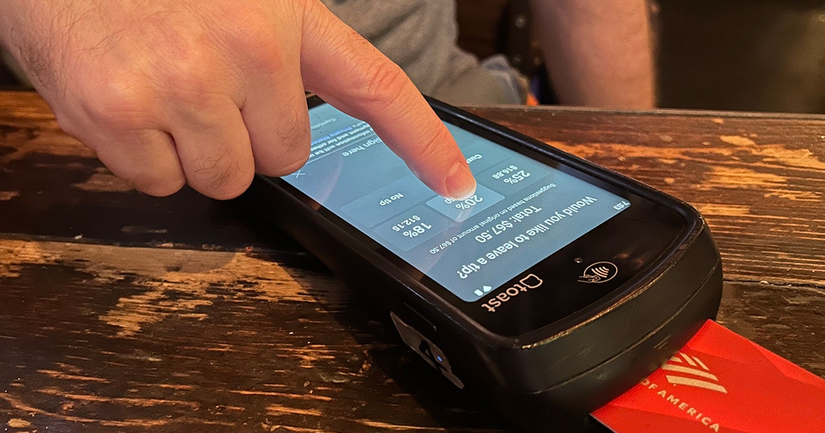 Here's who's most and least likely to get tips in 2025 | FOX 5 New York