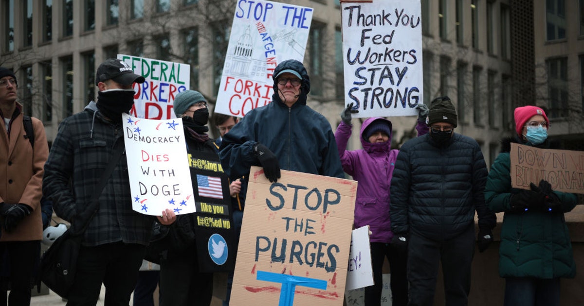Trump administration rehires federal employees laid off by DOGE | FOX 4 ...
