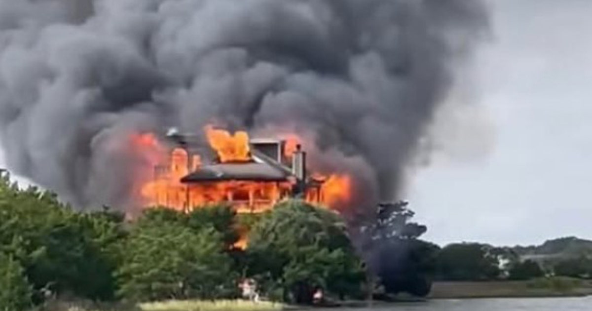 South Carolina judge's home destroyed in massive fire; 3 injured | FOX ...