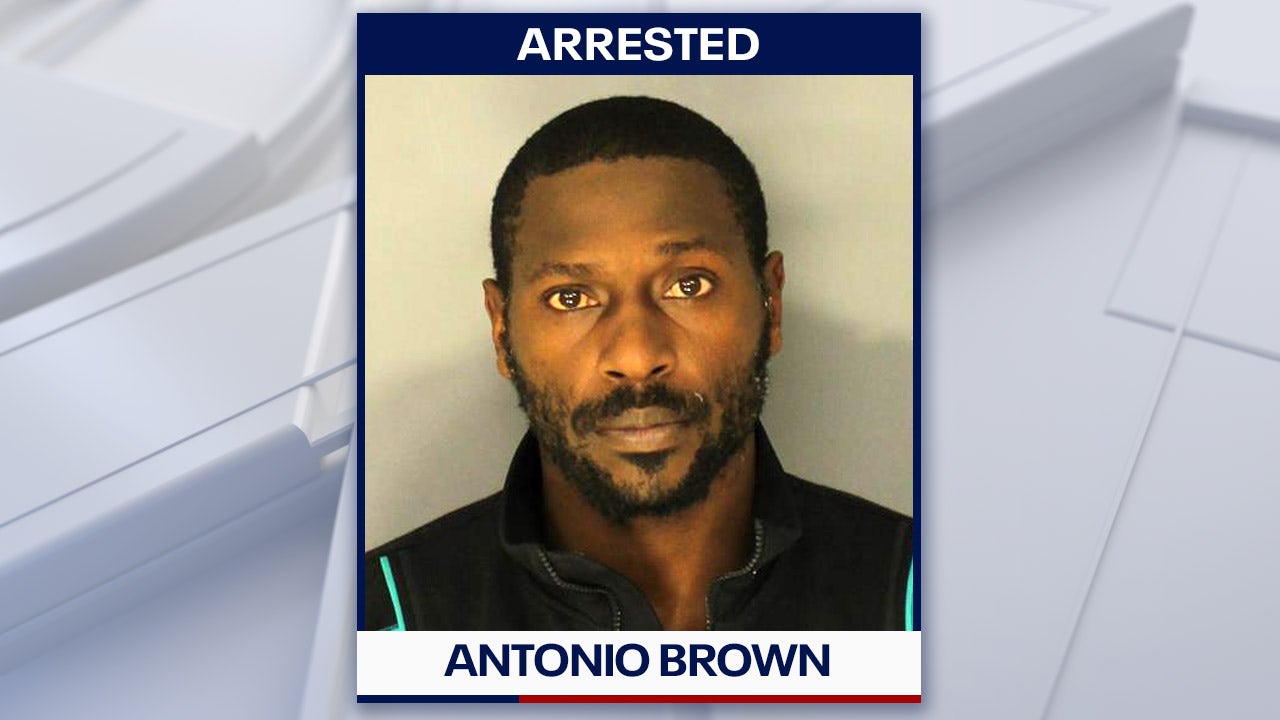 Ex-NFL star Antonio Brown arrested on attempted murder charge | FOX 13 Seattle