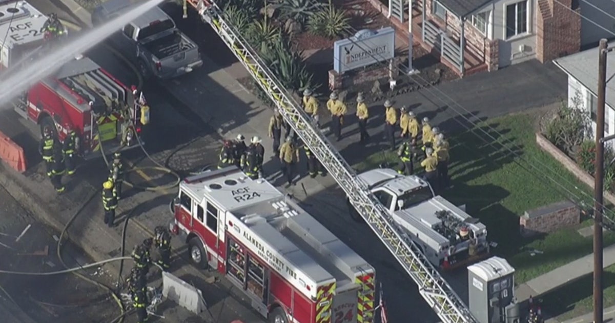 Fire, explosion rocks Bay Area neighborhood, 6 injured | FOX 13 Seattle
