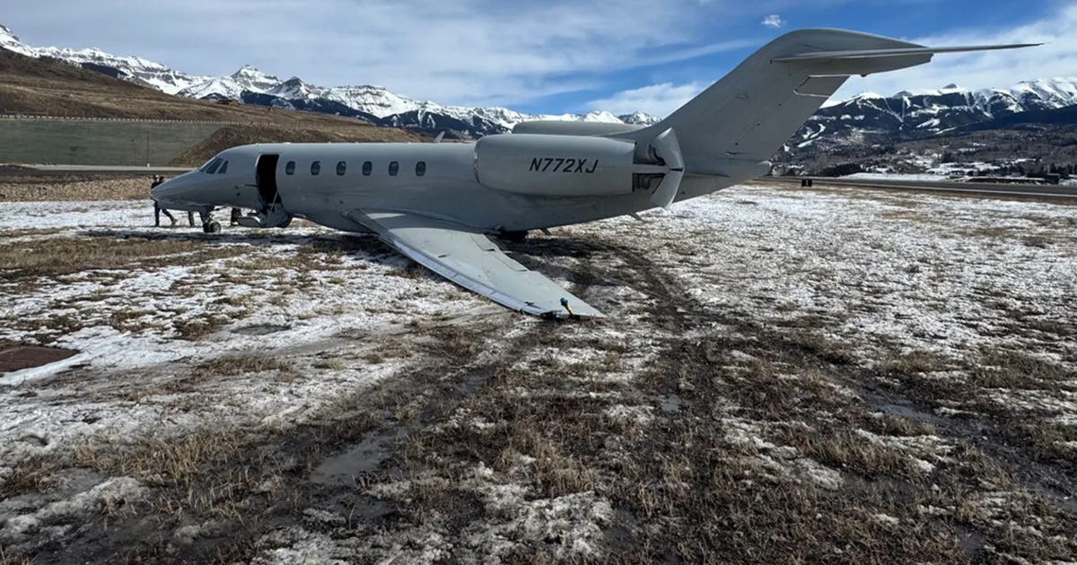 Private jet skids 300 yards off Colorado runway, sustains severe damage ...