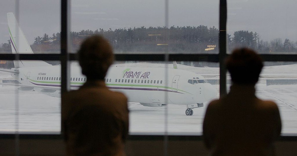 Private jet carrying 8 people crashes at Maine airport | FOX 5 Atlanta