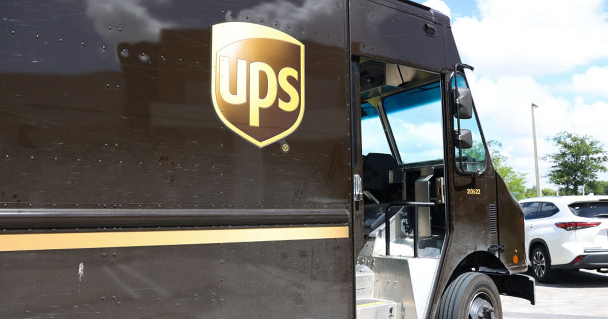 UPS looks to cut up to 30,000 jobs this year | FOX 32 Chicago