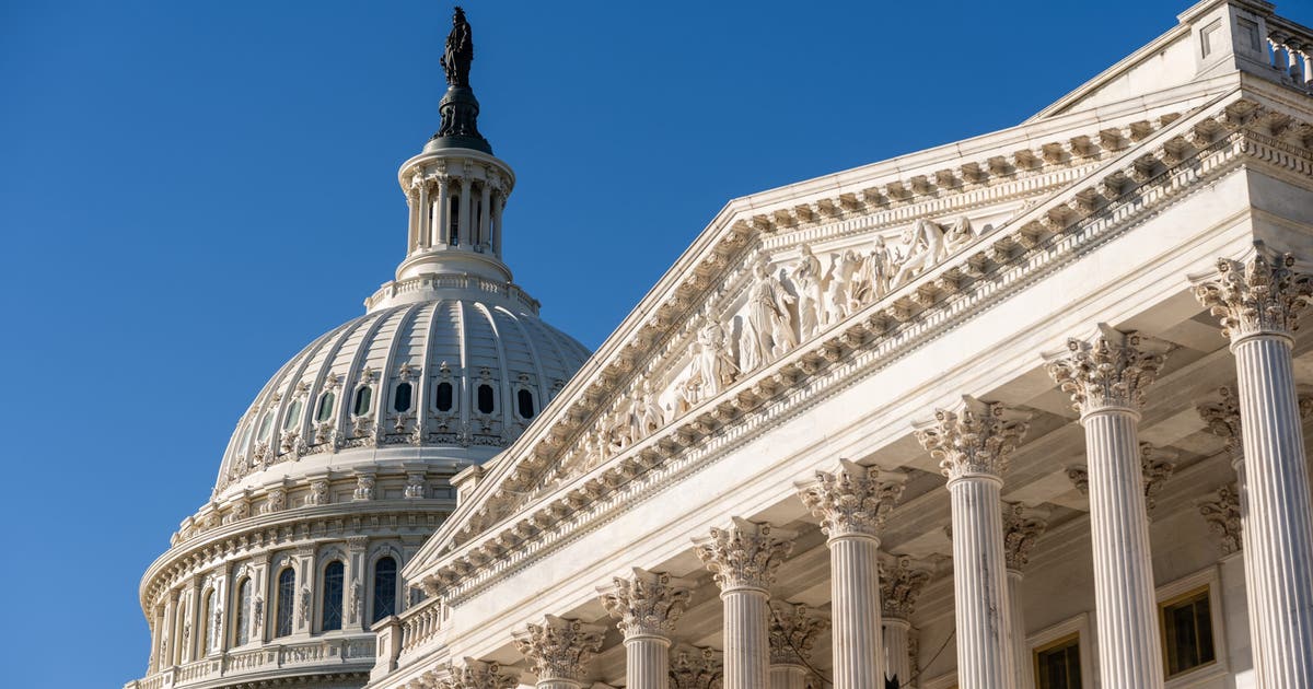 Former congressional aide accused of stealing 240 government phones ...