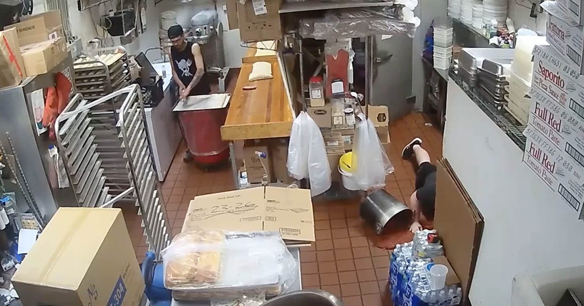 Watch: Manager at pizza restaurant trips, spills large pot of sauce ...