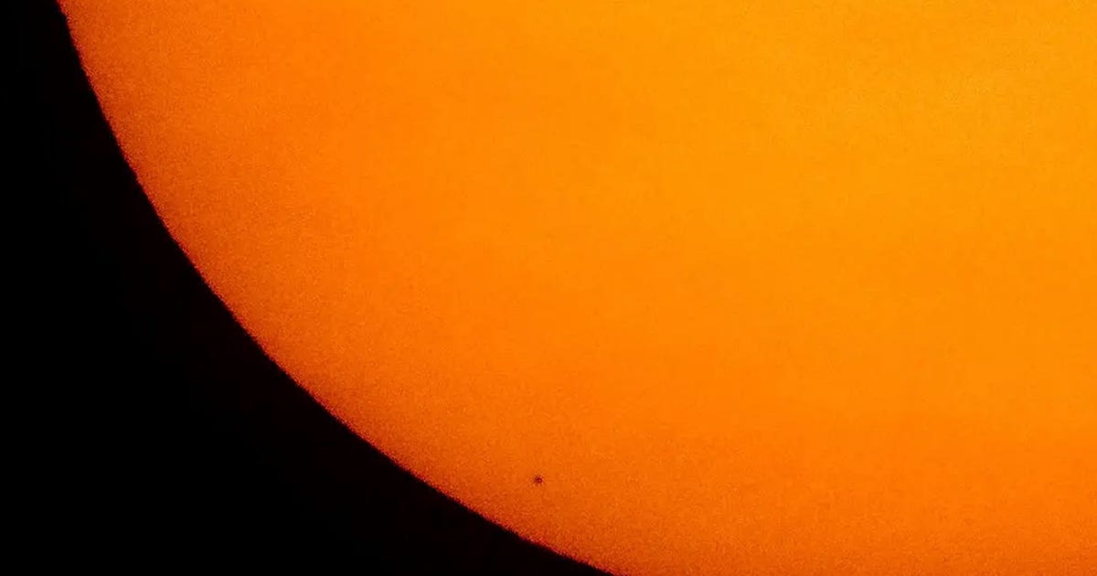 June skywatching guide: From planet conjunctions to new moons, here is ...