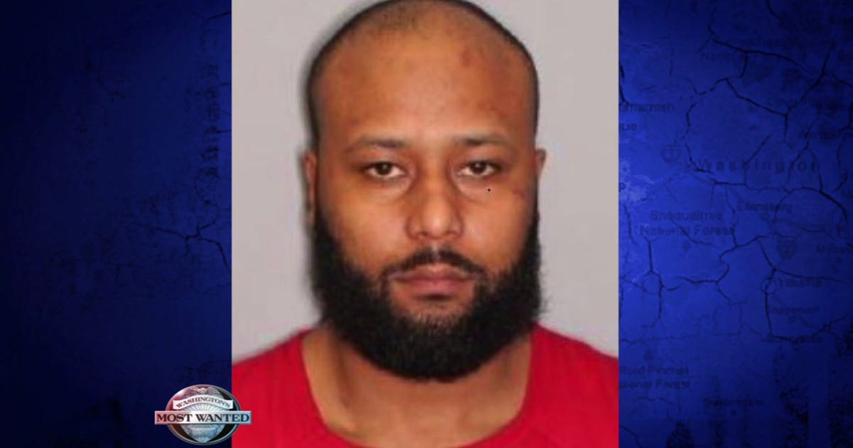 Brandon Calhoun: Convicted felon wanted for Unlawful Possession of a ...