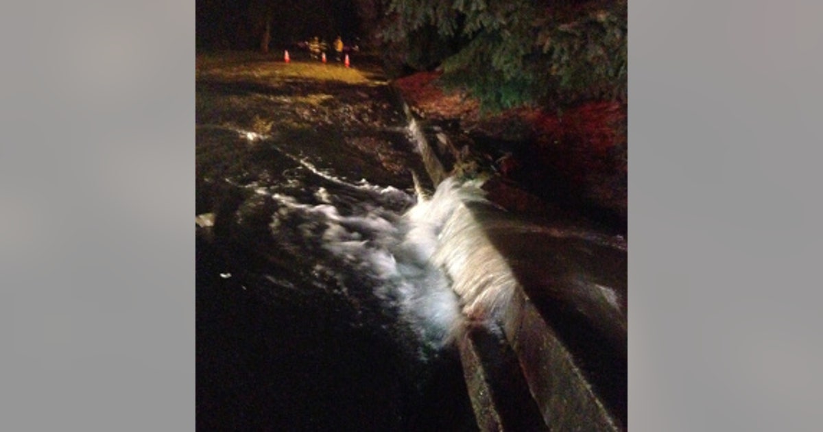 Water shoots three feet into the air after a pipe breaks in Bellevue ...