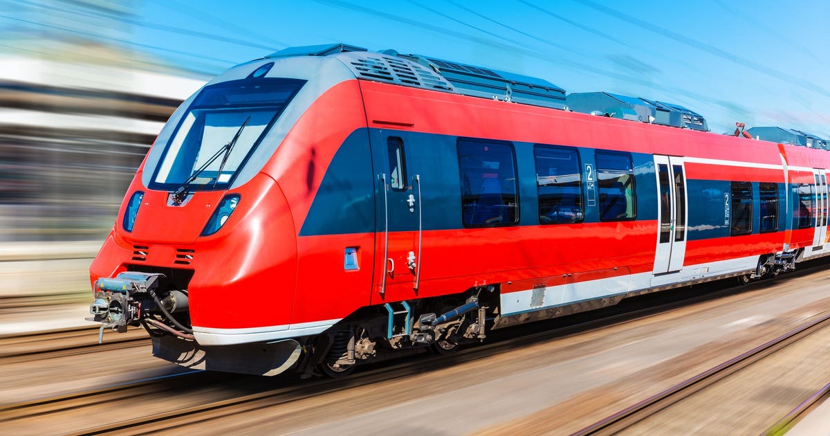 Officials look into high-speed train from Spokane to Seattle | FOX 13 ...